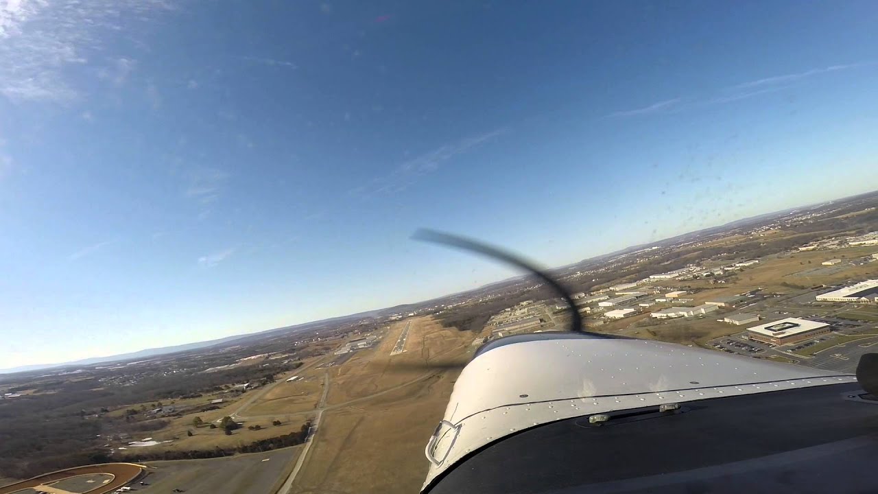 Traffic, 6 o'clock, Same Altitude! Cessna 172 - YouTube