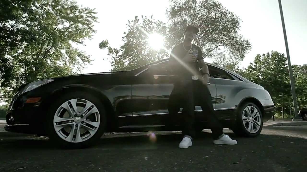Bezzi Bez - Walk the Walk Official video - YouTube