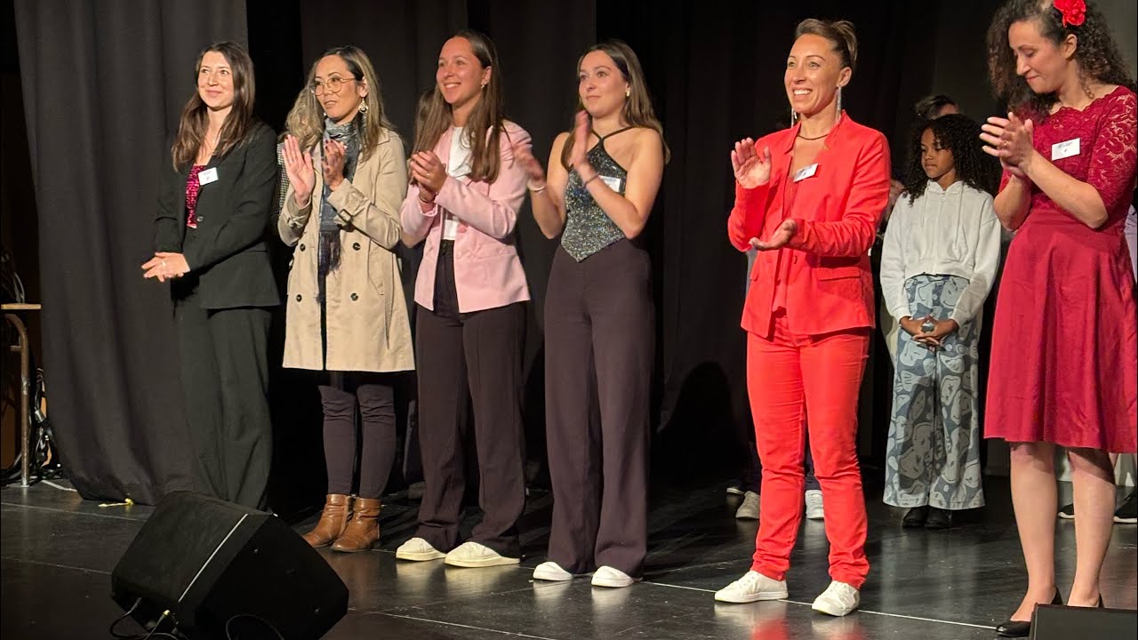 Manon Maugain Concours de chant - Si je m’en sors (Prix du public ...