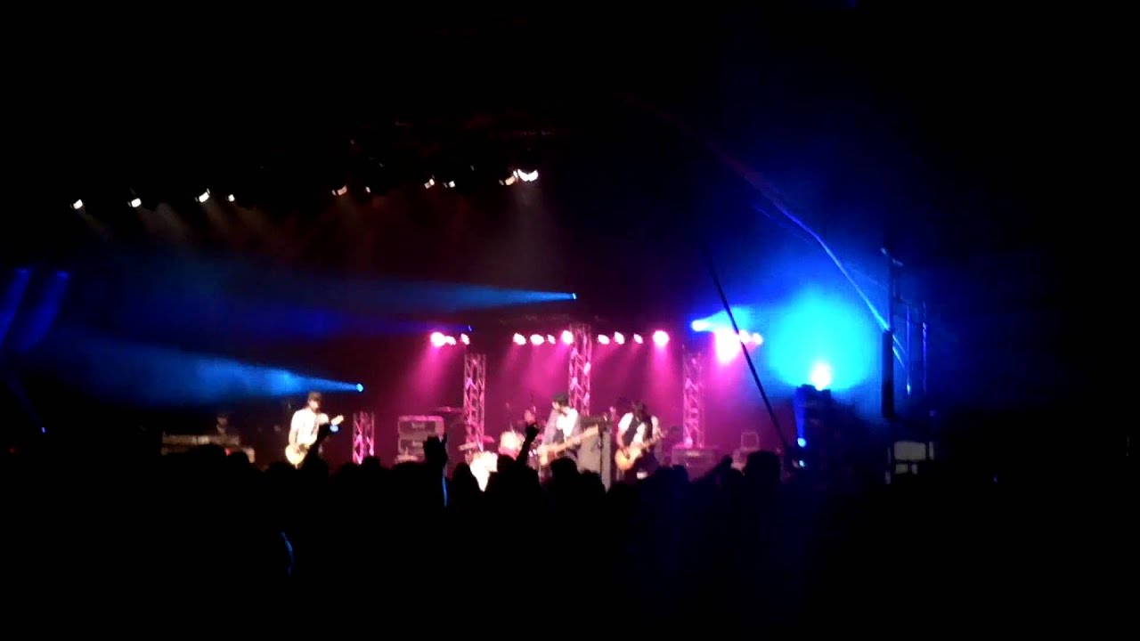 the trews-at credit union place summerside pei july 31 2010 part 11.MOV ...