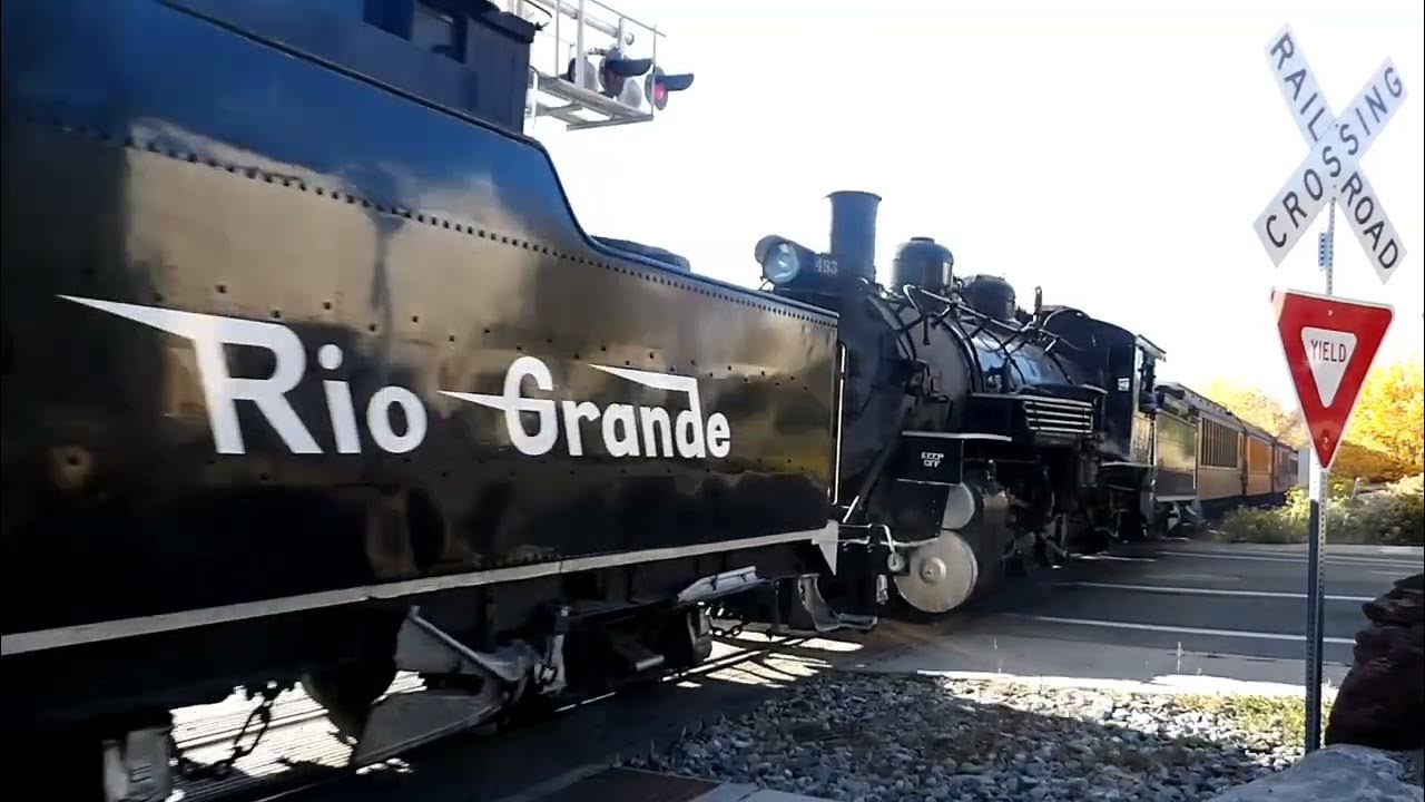Rio Grande 473 and D&S 493 crossing 32nd Street in Durango CO - YouTube
