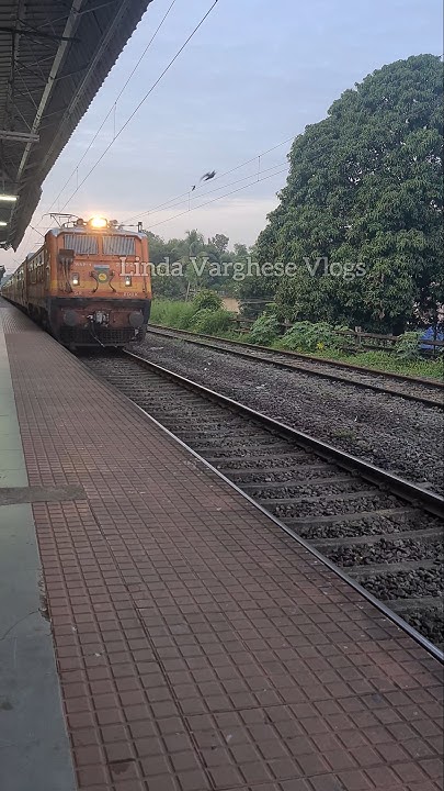 Tuticorin - Palakkad Palaruvi Express (Train number: 16791) at Chengannur railway station 🚂 # ...