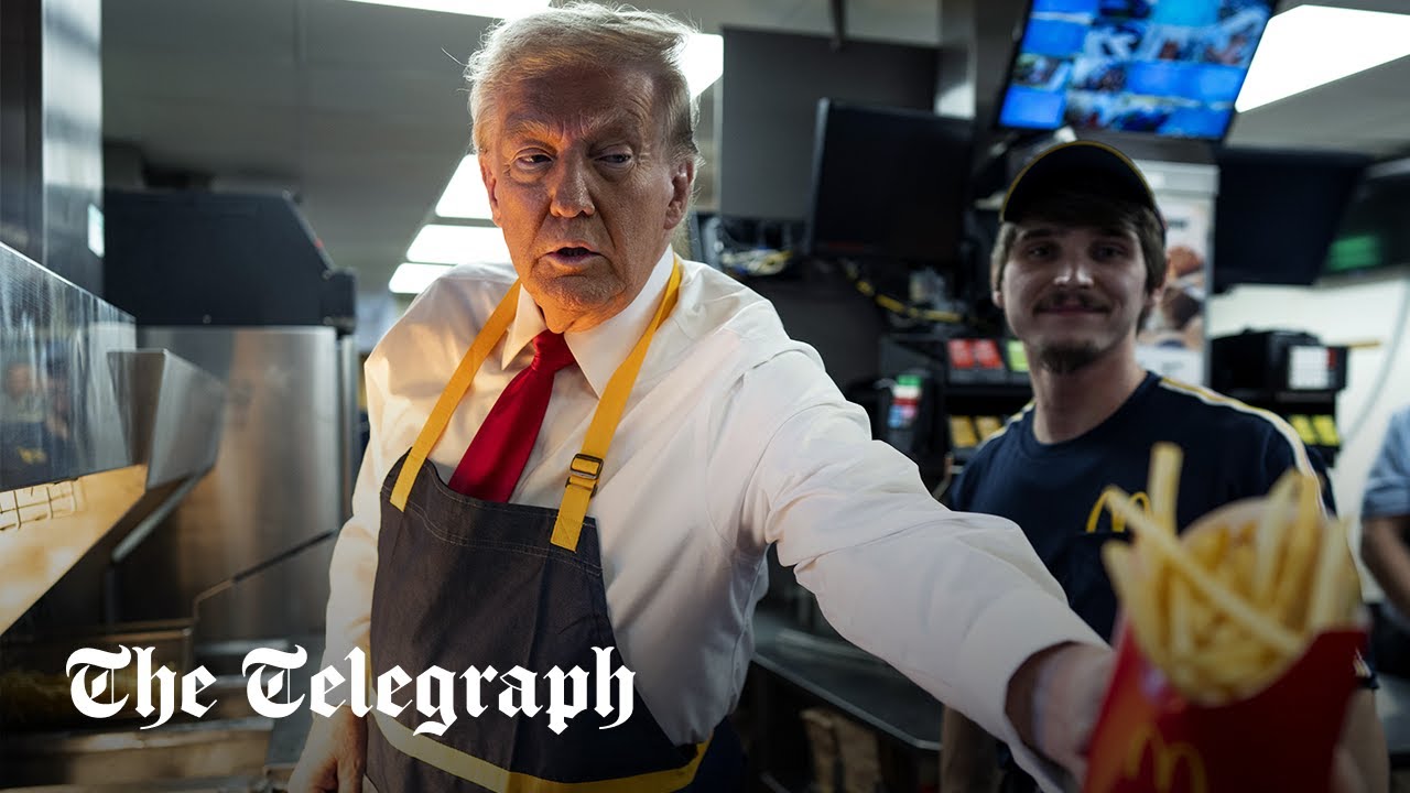 Donald Trump serves fries at Pennsylvania McDonald's - YouTube