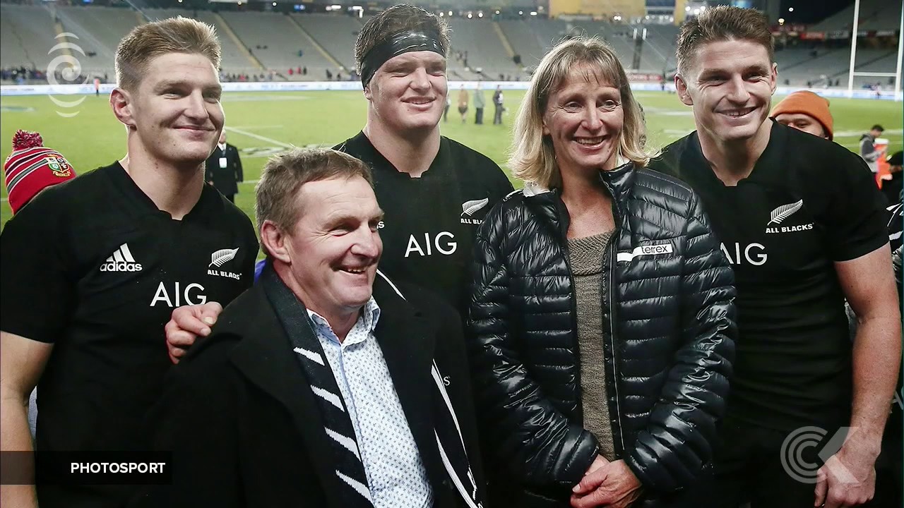 Barrett brothers to the fore as All Blacks look to neuter Lions - YouTube