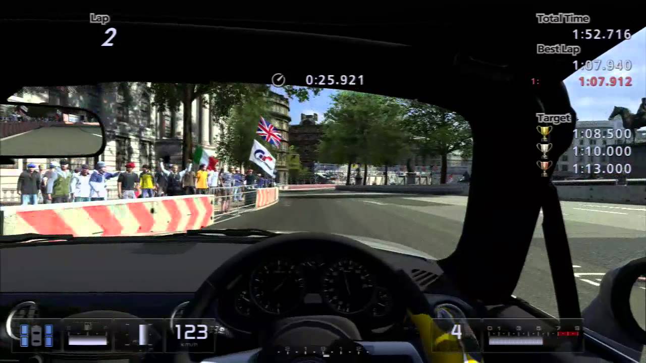 Gran Turismo 5 - Seasonal Time Trial No.64 - London City Course - YouTube