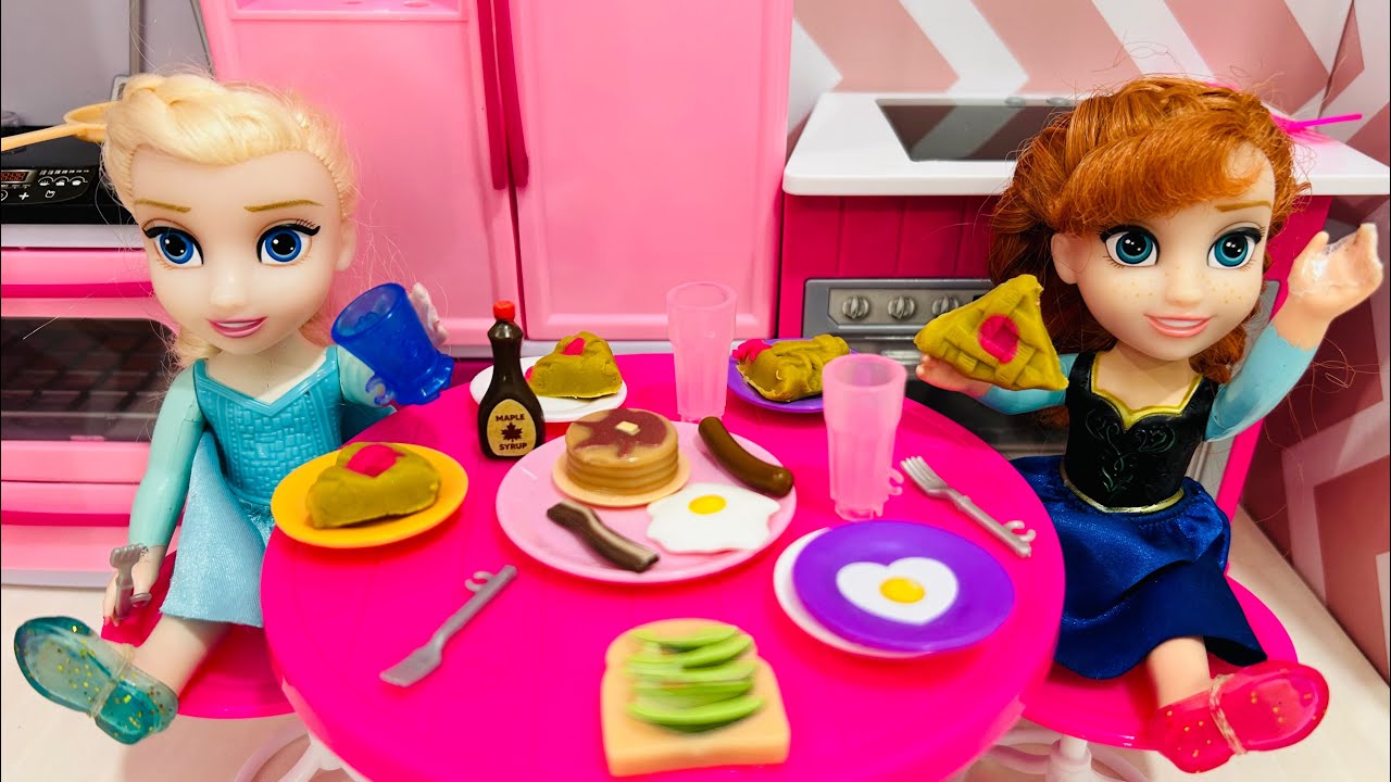 ELSA AND ANNA toddlers MAKE BREAKFAST for Chealsea ! fun - bake ...