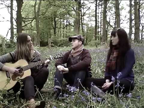 KLARA - Give It Back To Me (Acoustic) // BVs: Roberto Angrisini & Clare ...