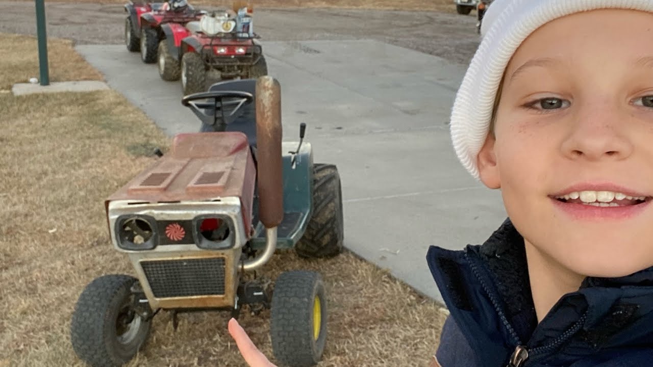 Reviewing my 17 hp LAWN GENERAL tractor!! - YouTube