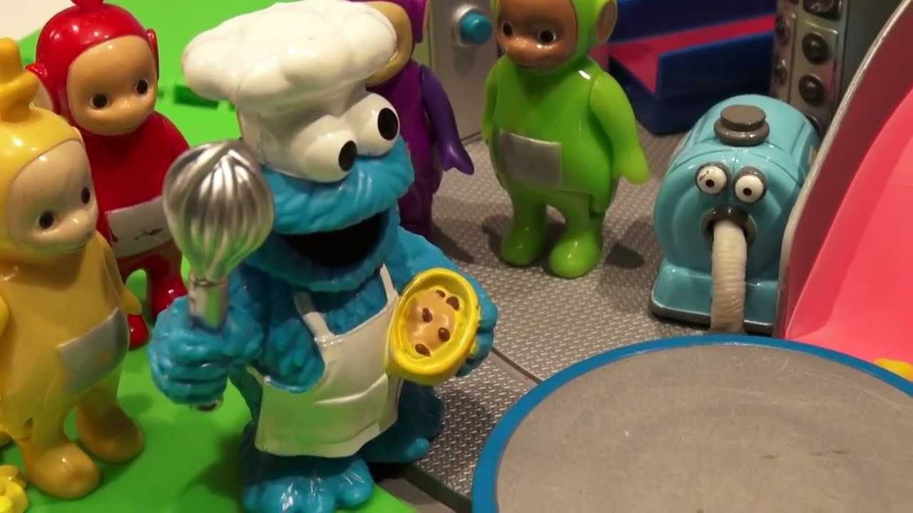 Play Doh Teletubbies Bacon and Egg Breakfast by Cookie Monster Chef ...