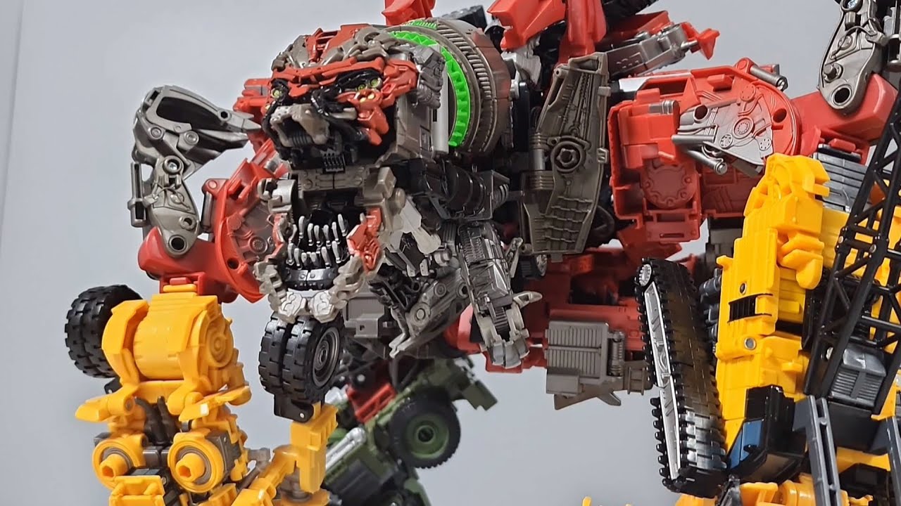 Transformers (2009) Devastator Stop Motion 트랜스포머 (2009) 데바스테이터 스톱모션 - YouTube