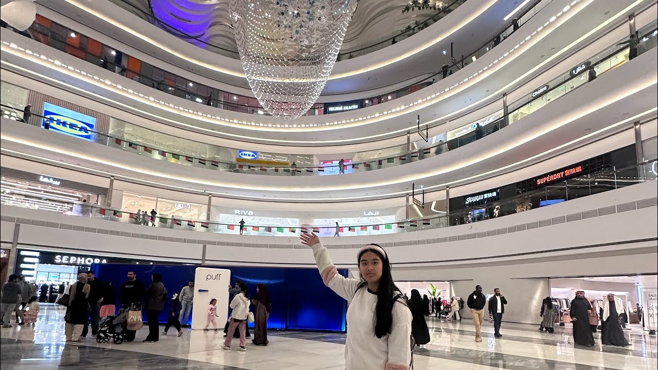 GALA IN AL ASSIMA MALL #kuwait #assimamall #mall - YouTube