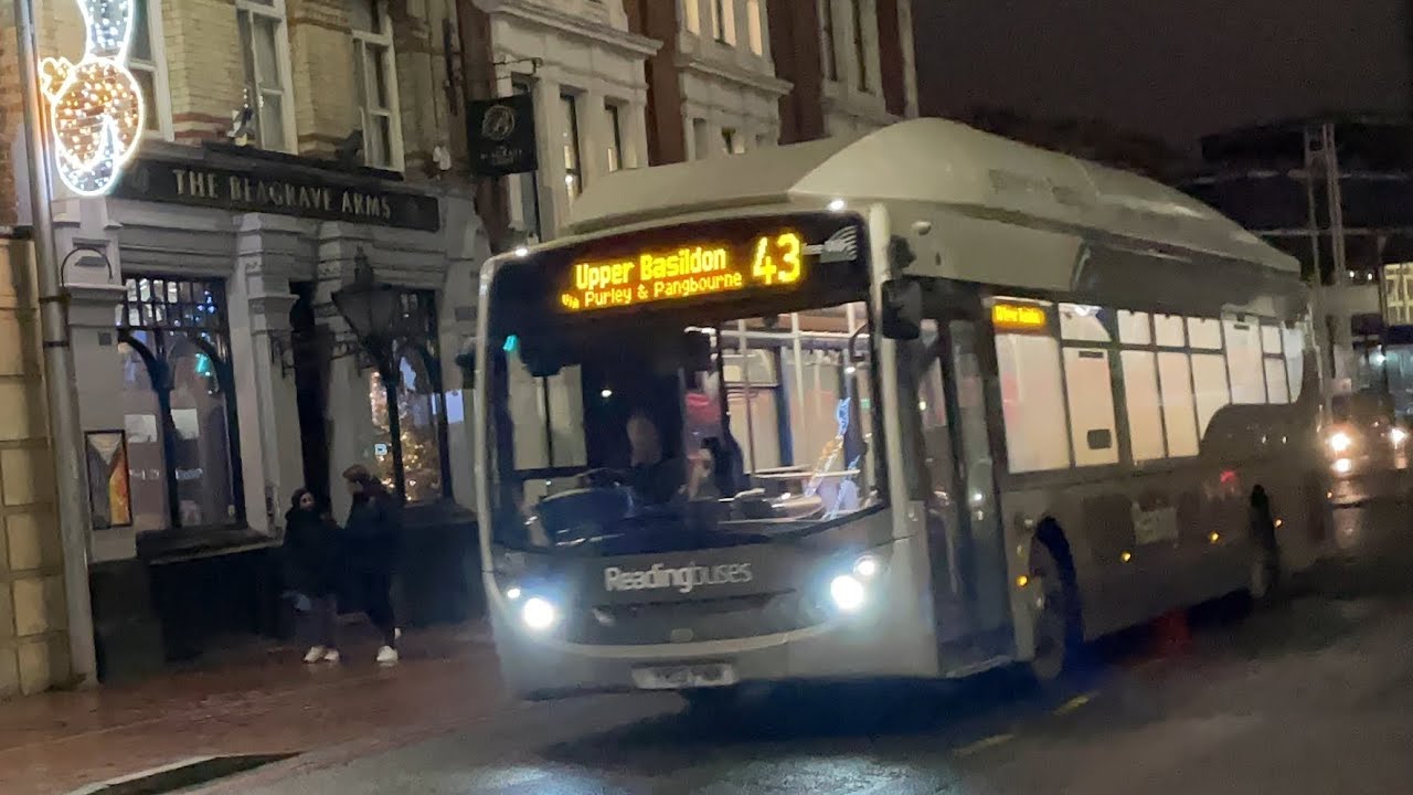 Reading Buses Enviro300 409 (YR13 PNN) On Route 43 To Upper Basildon ...