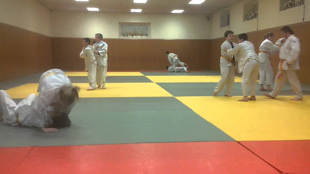 entraînement mise en pratique du KO UCHI GARI J.C HESDIN - YouTube