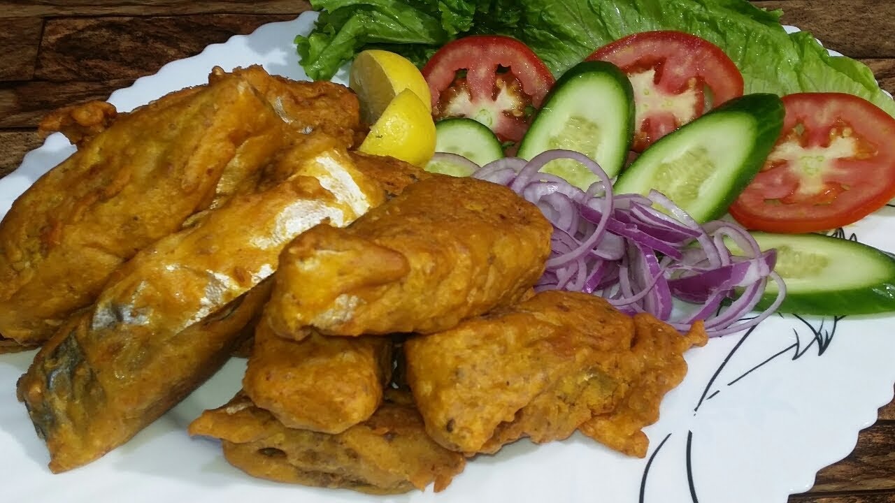 Fish Fry || Besan Wali Fish by cooking with Fakhira Sajjad - YouTube