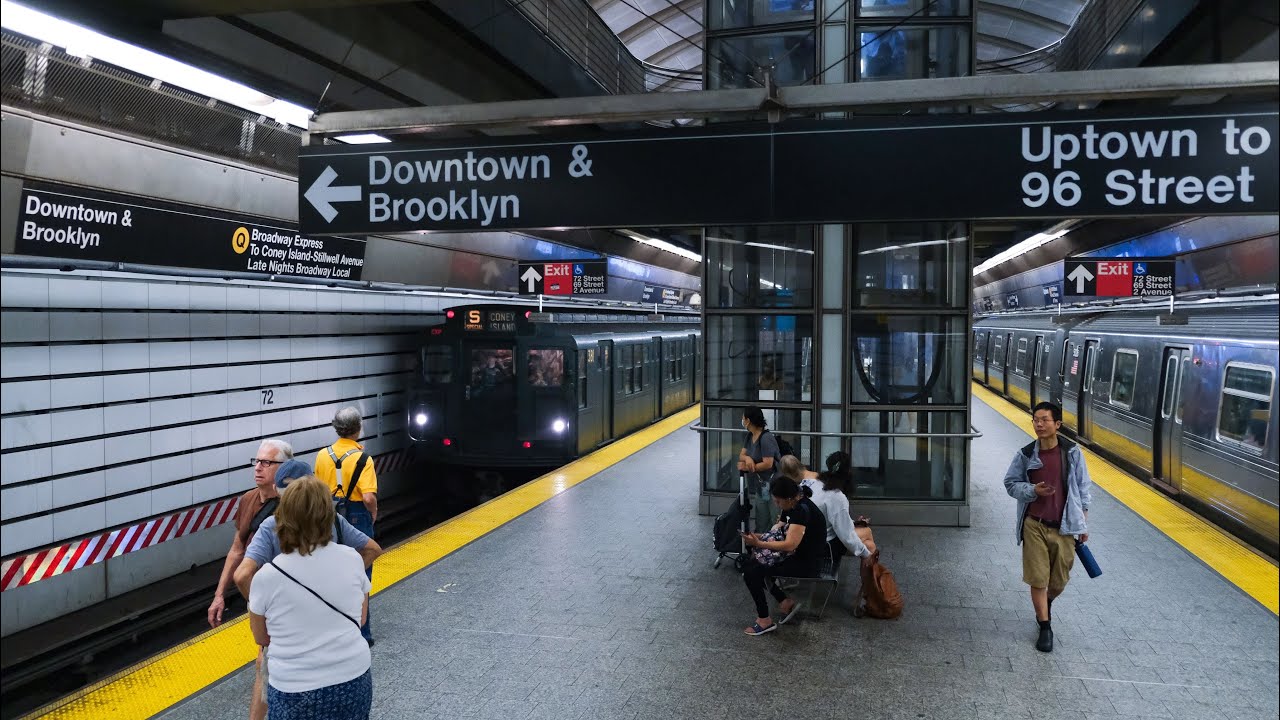 MTA New York City Subway: R1/9 “Arnines” and R68A subway cars at 72nd ...