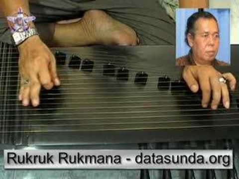 Sundanese music :Kacapi Indung Cianjuran . Liwung Jaya song - YouTube Music