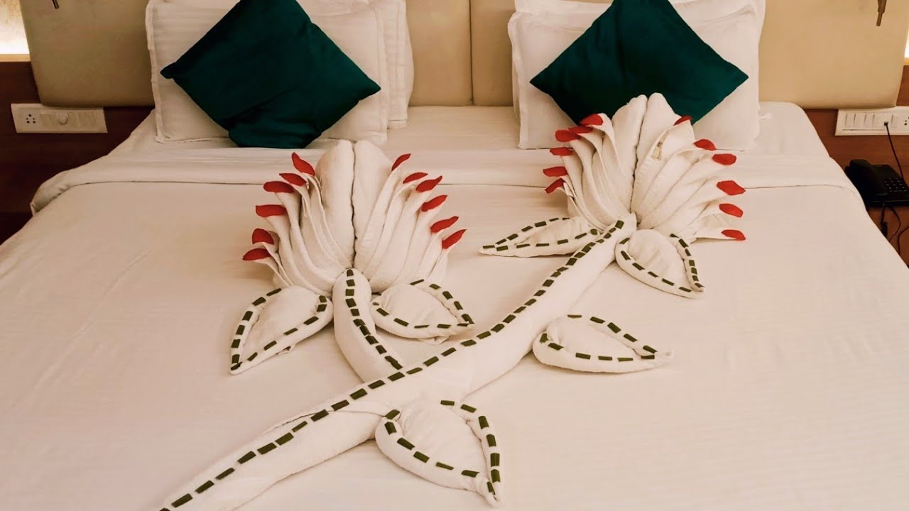 Romantic towel art|| Housekeeping towel folding||How to make beautiful ...