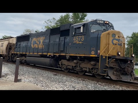 CSX 4573 Leads a Grain Train through Terre Haute, IN - YouTube