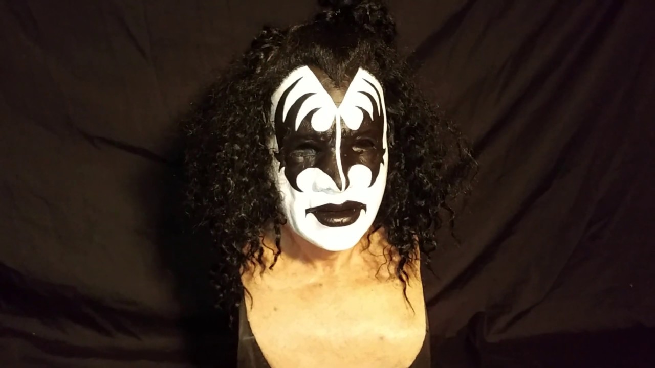 Kiss Gene Simmons Fun.com Silicone Mask Review - YouTube