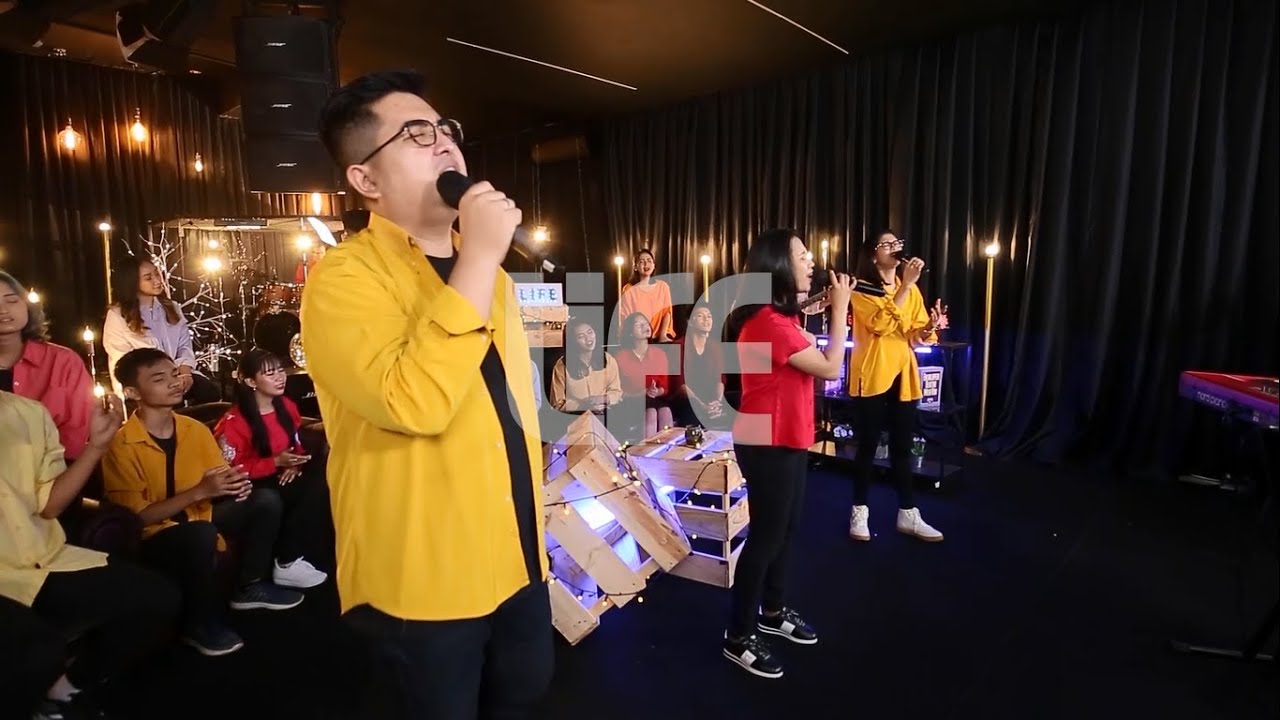 LIFE MUSIC FOREGATHER - Hanya Engkaulah Yang Kuandalkan - YouTube
