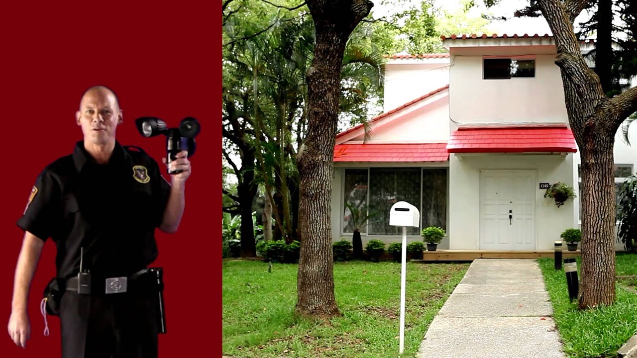 SmartGuard Security Motion Light with Video Commercial - YouTube
