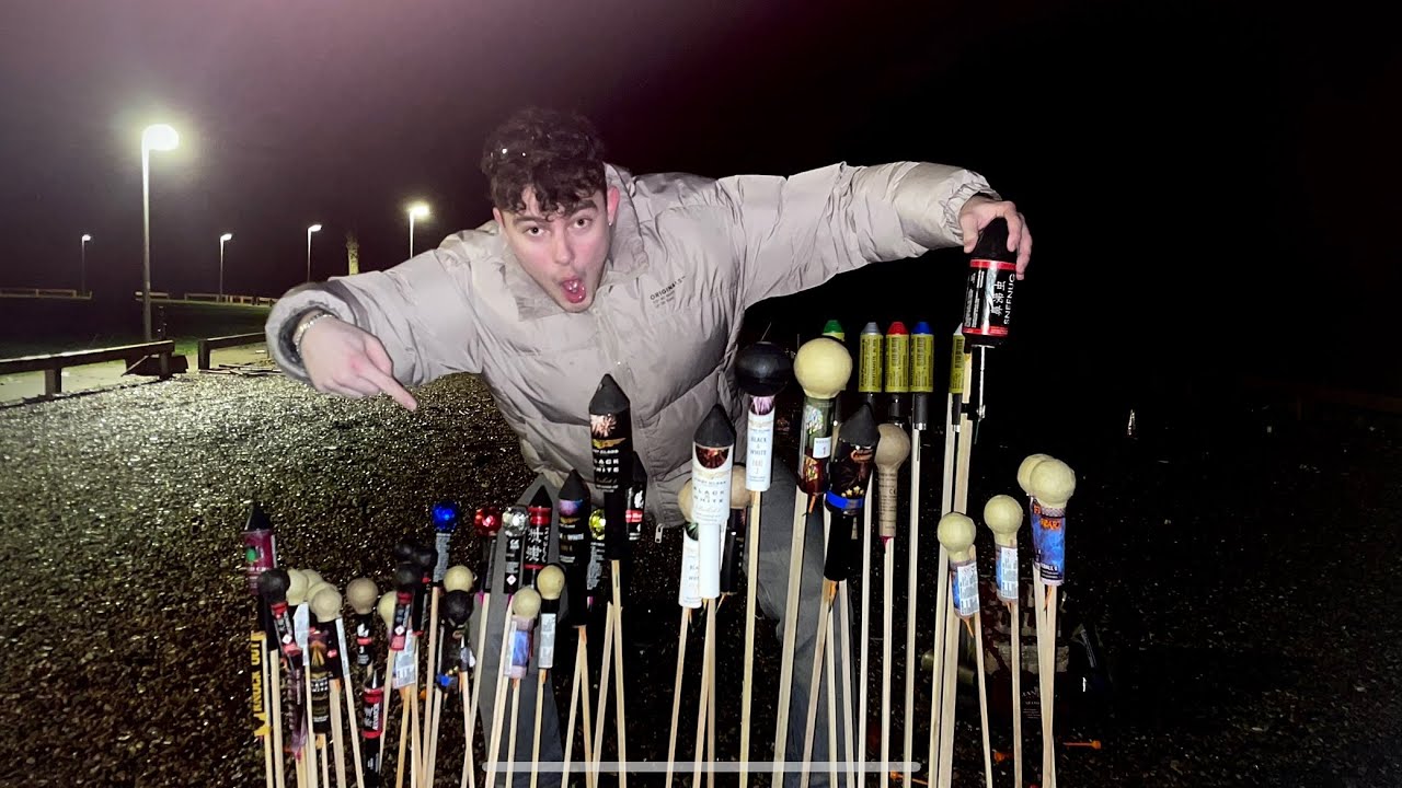 Årets Største Raket Test! +45 Forskellige Raketter! - YouTube