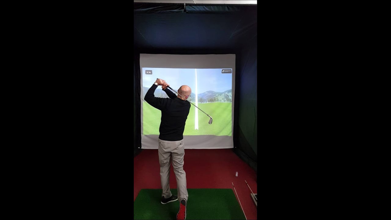 David Smee Gansted Golf Club with GC2 - YouTube
