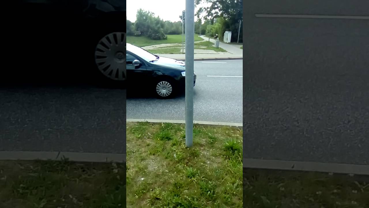 VW Golf 2 Crash - YouTube