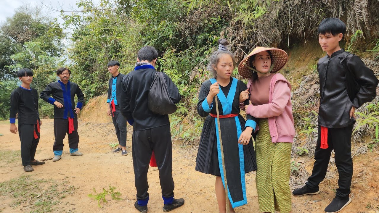 qhia ntxhais kaj siab ua movie kom keej - YouTube