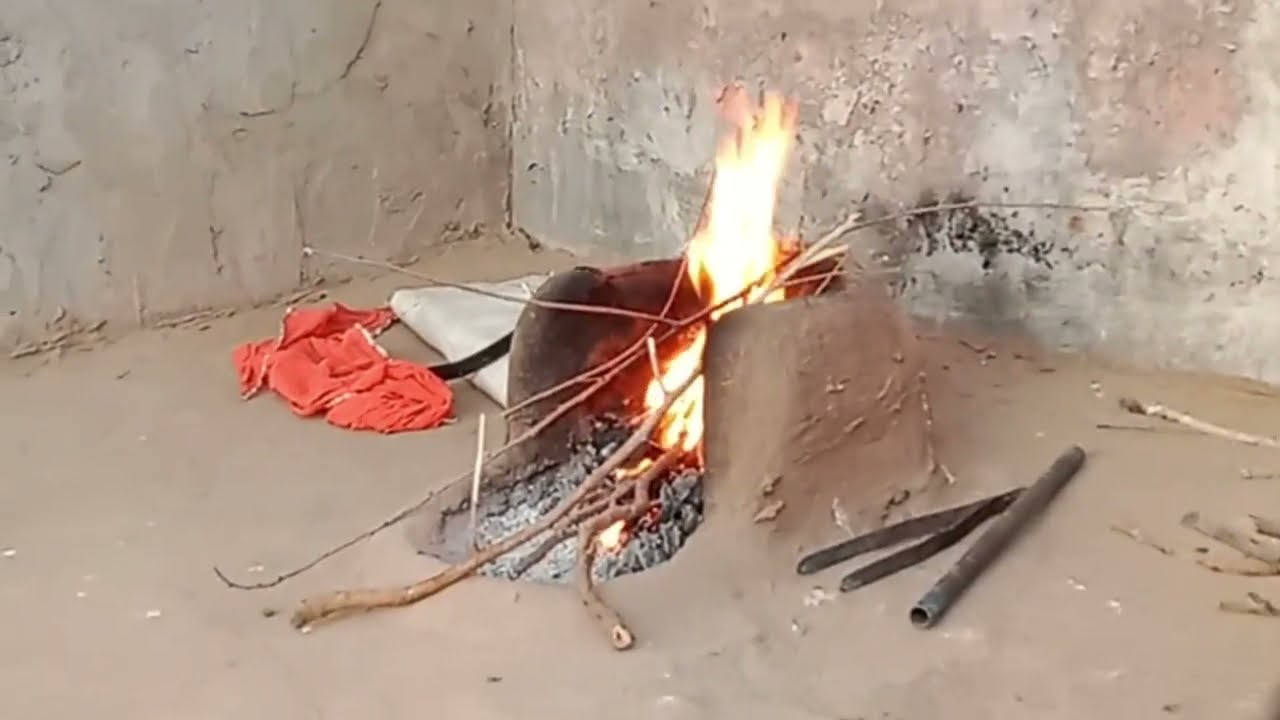 How to light a Chulha - YouTube