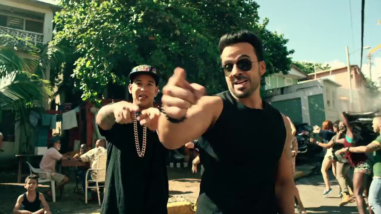 luis fonsi despacito ft daddy yankee kJQP7kiw5Fk (VIDEO OFICIAL) - YouTube