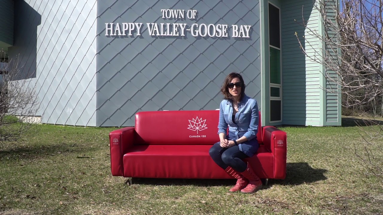 Red Couch Tour - Ashley Console - YouTube