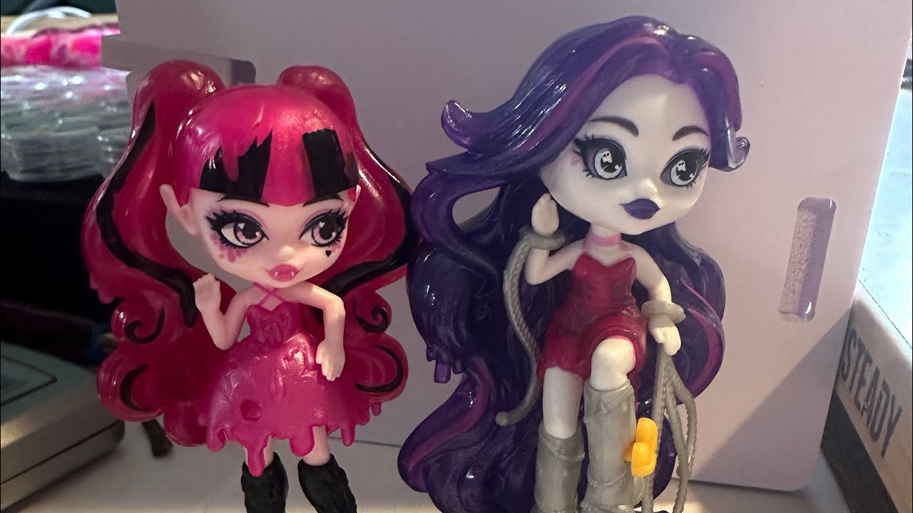 Monster High potions collectibles live on box - YouTube