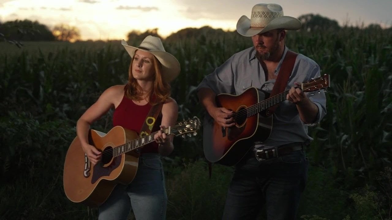 Pushing Up Daisies - Savanna Chestnut (Acoustic and Lyric Video) - YouTube