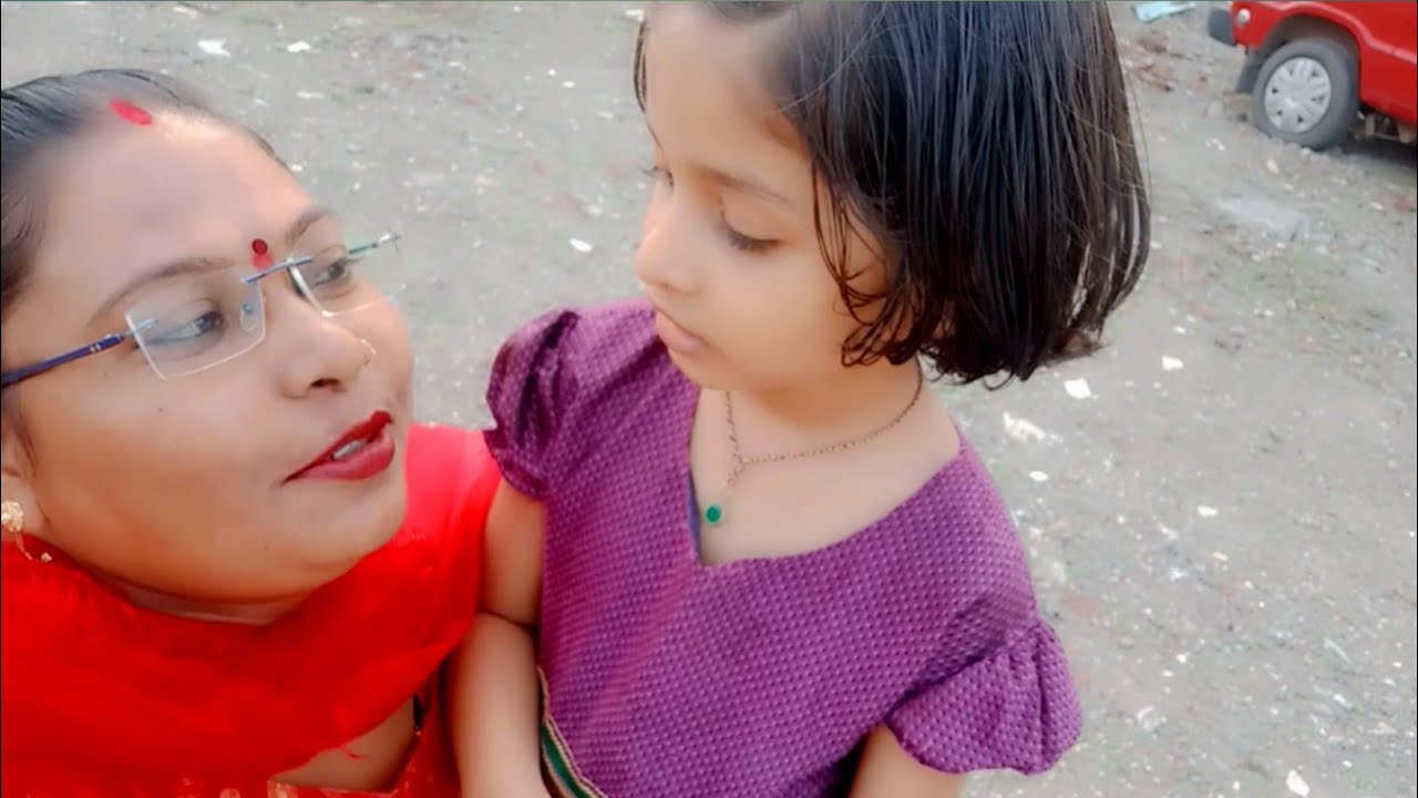 APNI choti Malkin ke sath khelne 😘 | Desi Vlogger Rupa - YouTube