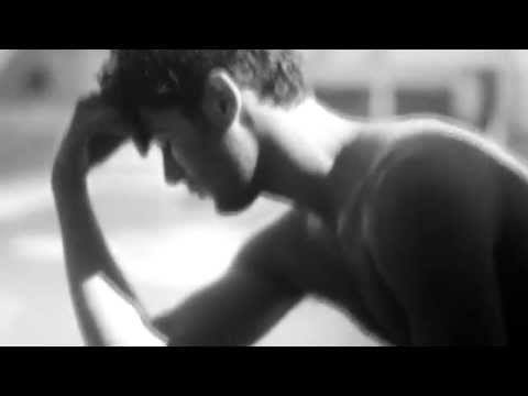 ''Info'' with Lucas Alves