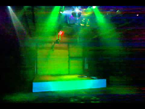 Bobby Compton Band's "Country Livin" - YouTube
