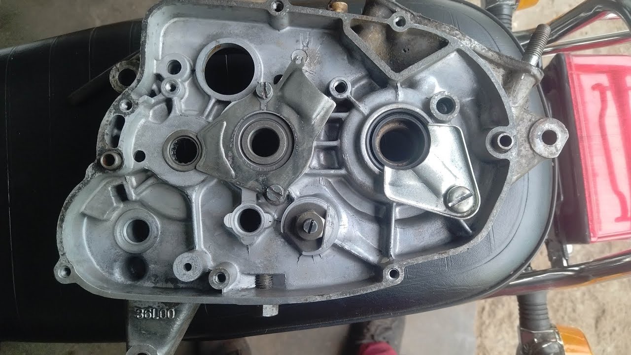 Yamaha Rx 100 engine rebuild series (part -3) - YouTube