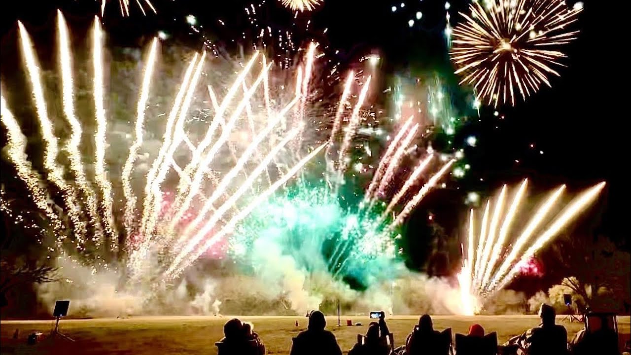 NYE 2023 family backyard pyromusical. - YouTube