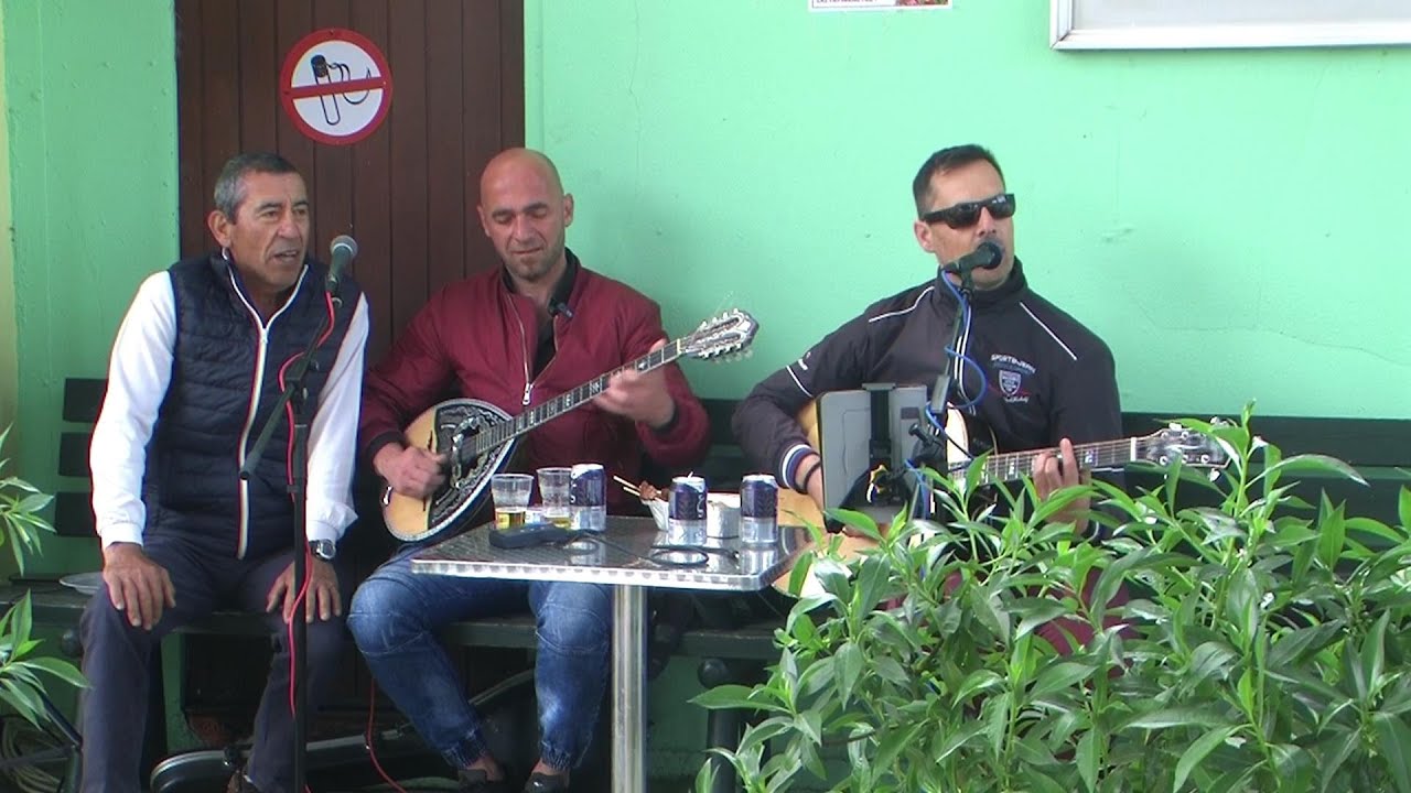ΒΡΑΔΙΑΖΕΙ : Μπάμπης Μαρίνος κιθάρα τραγούδι - Ανδρέας Χριστοφιλλίδης ...