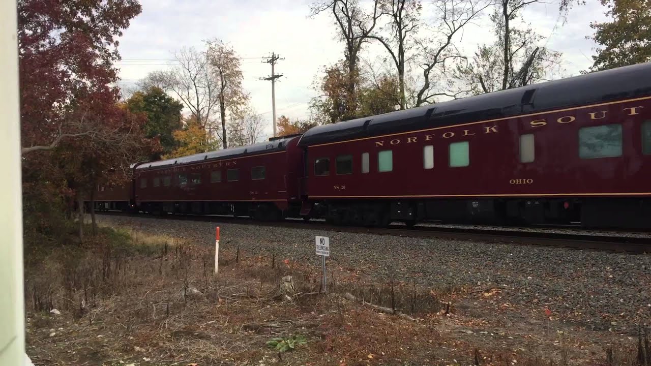 NS 950 rolls through Shippensburg, PA - YouTube