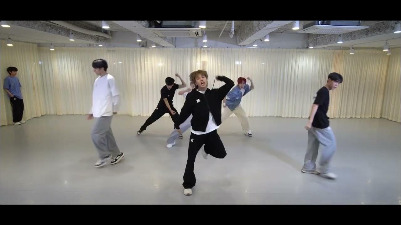 n.SSign - 'Wormhole_New Track' Dance Practice Mirrored - YouTube