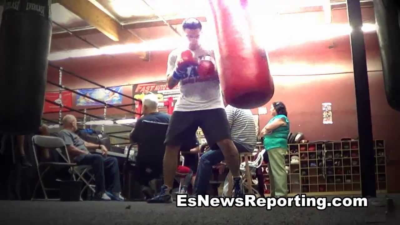 Brandon Rios Corrido by Adan Garza - EsNews Boxing - YouTube