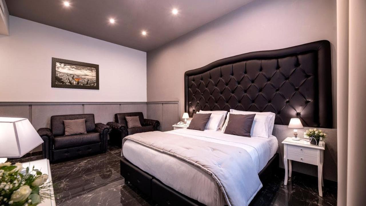 Villa Elisio Hotel & Spa, Naples, Italy - YouTube