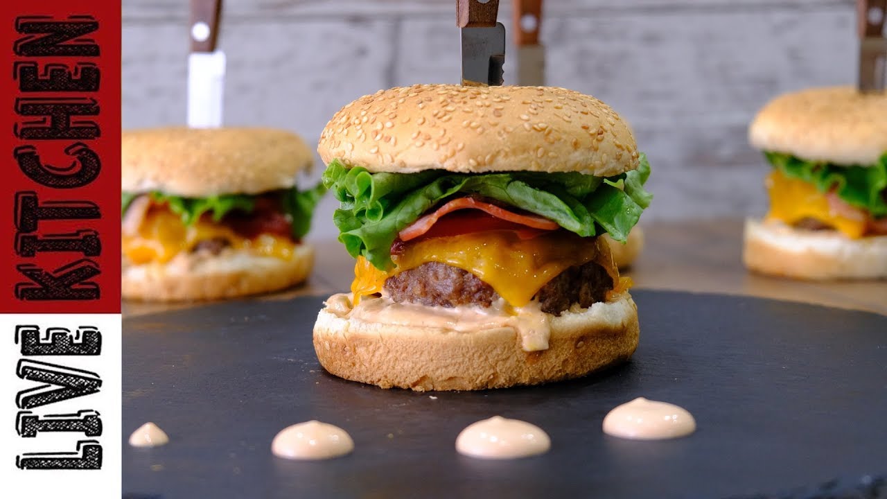 Το καλύτερο και το πιο ζουμερό CheeseBurger! Best Cheeseburger recipe ...