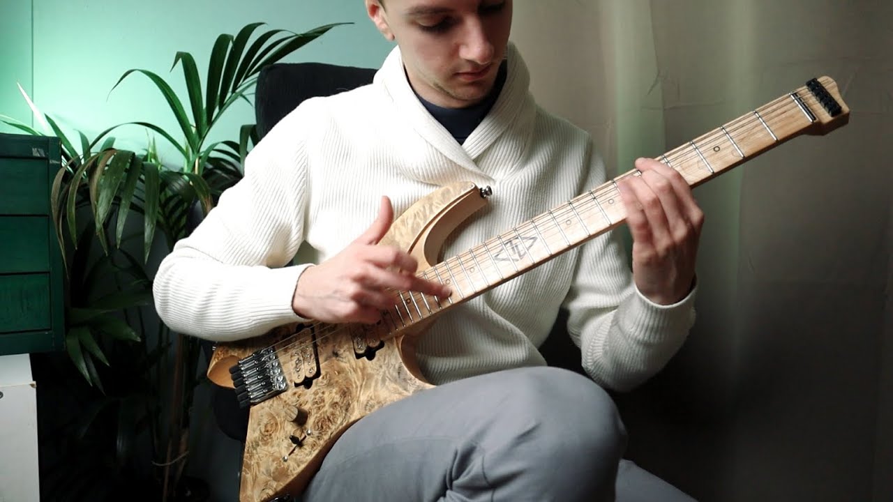 Busy right hand guitar riff - YouTube