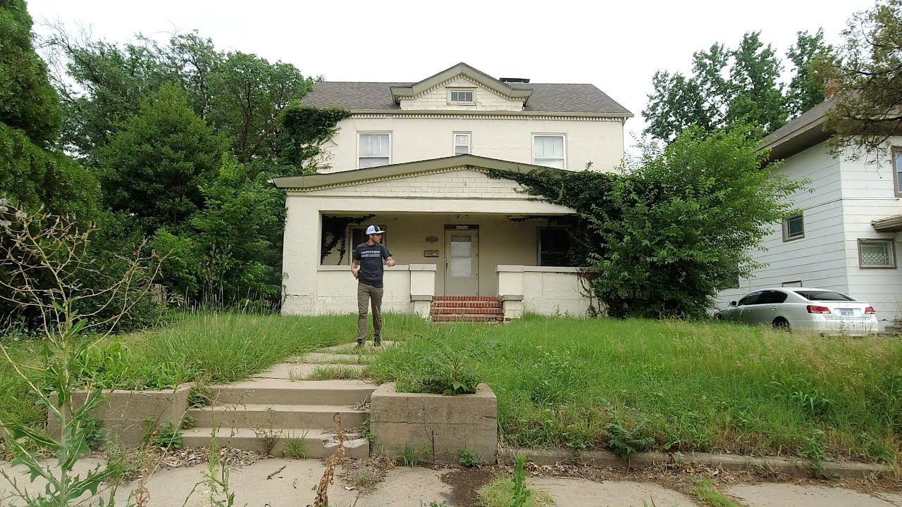 This house made the neighborhood look HORRIBLE! - YouTube