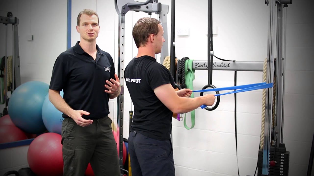 Standing Band Row - YouTube