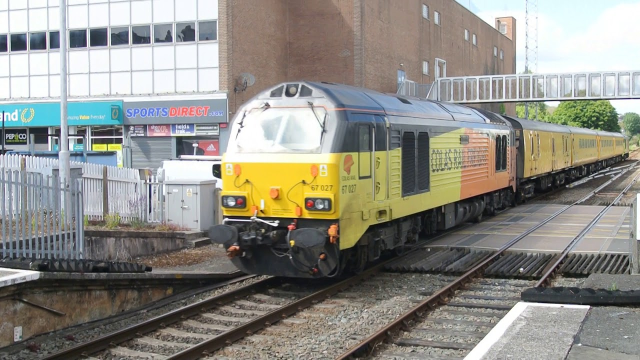 Colas Rail Track test / inspection train departing Paignton, Devon ...