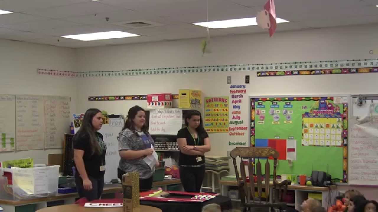 Dumbo Puppet Show at LPES - YouTube